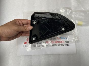 Chân gương xe Mitsubishi Xpander và Xpander Cross